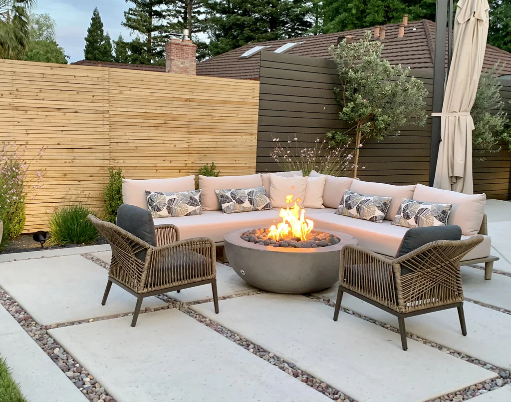 Luxury Outdoor Entertaining Design - Next Gen Design Group